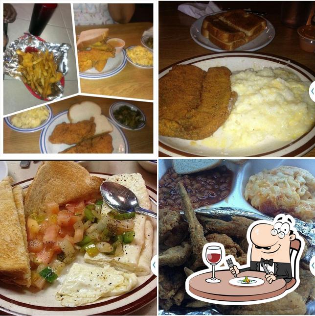 On Point Restaurant in Akron - Restaurant menu and reviews