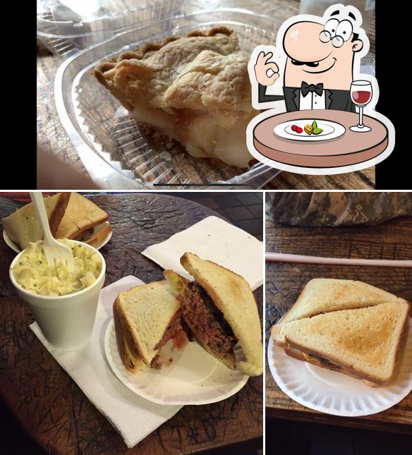 Louis' Lunch in New Haven - Restaurant menu and reviews