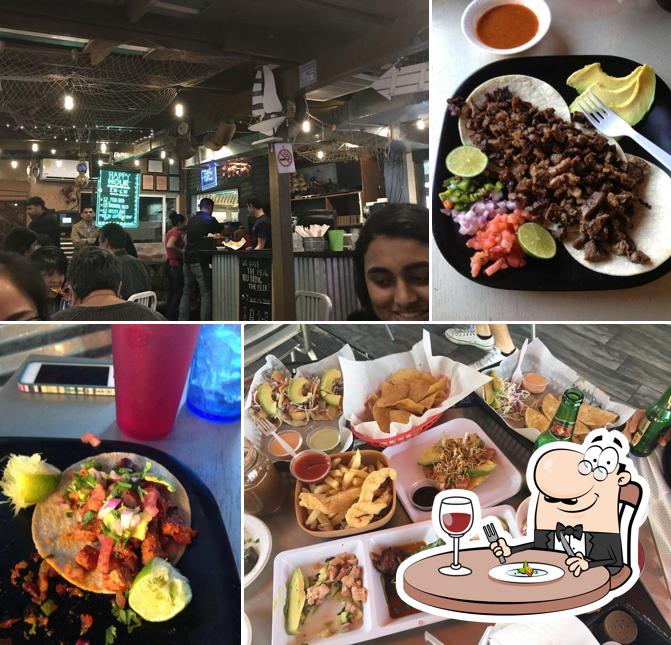 Little Shack, 5360 N Mesa St in El Paso - Restaurant menu and reviews