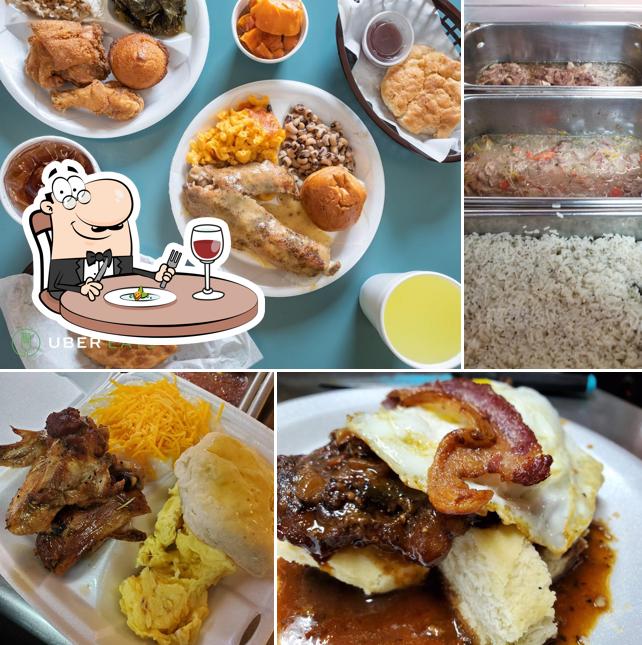 Essie & Corean's in Scottdale - Restaurant menu and reviews