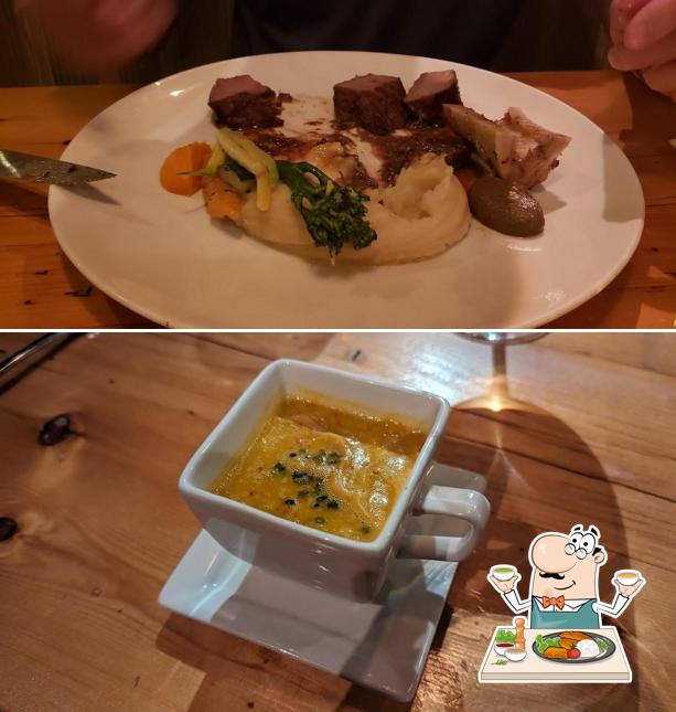 Little Louis' Oyster Bar & Fine Cuisine, Moncton - Restaurant menu ...