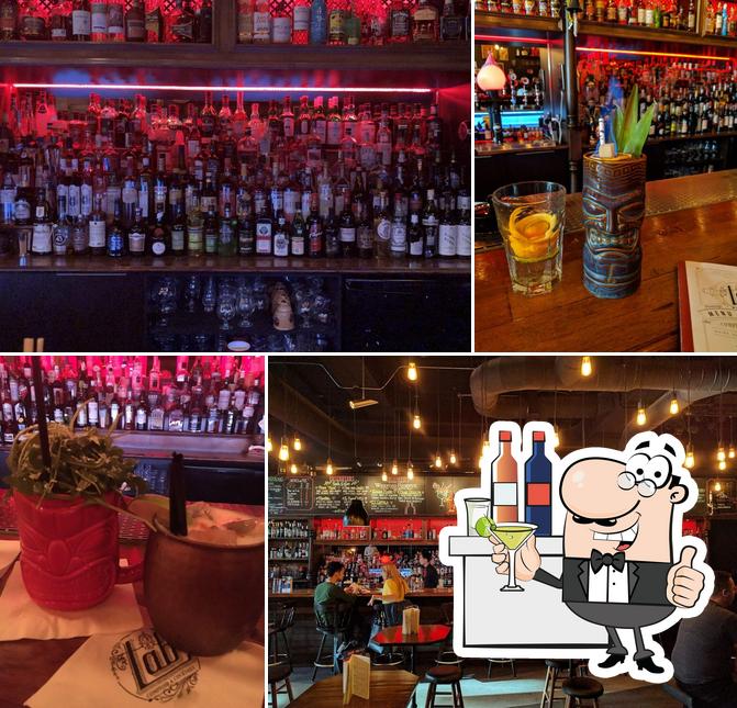 BAR LE LAB, COMPTOIR À COCKTAILS, Montréal, 279 St Catherine St E ...