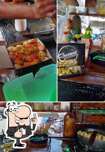 Restaurante Bacimut Bandung "Baso Aci Imut", Bandung - Opiniones del ...