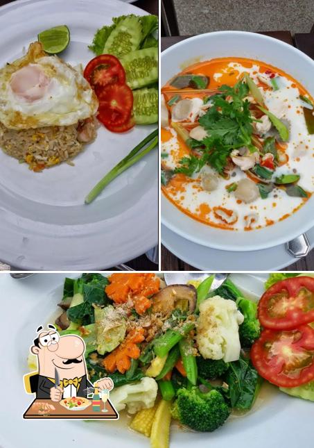 MEZBAAN RESTAURANT, Bangkok, 26/15-2 - Restaurant menu and reviews
