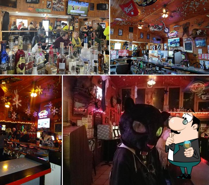 Hawk's Nest Bar & Grill, Little Chute - Restaurant menu, prices and reviews