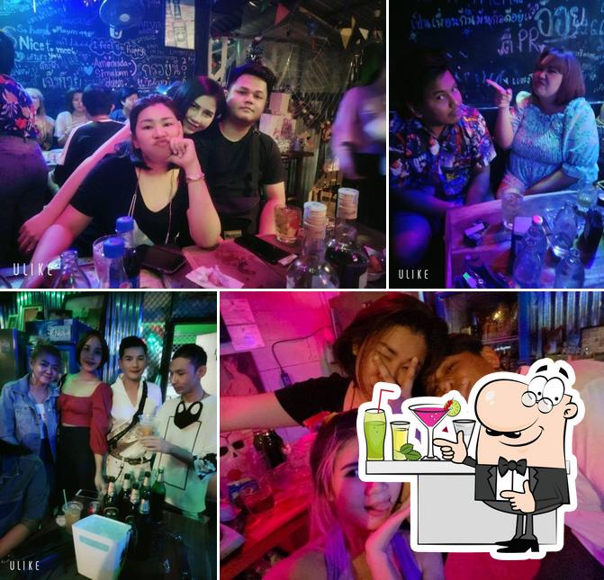 Pub y bar กรูอยู่นี่, Nonthaburi - Opiniones del restaurante