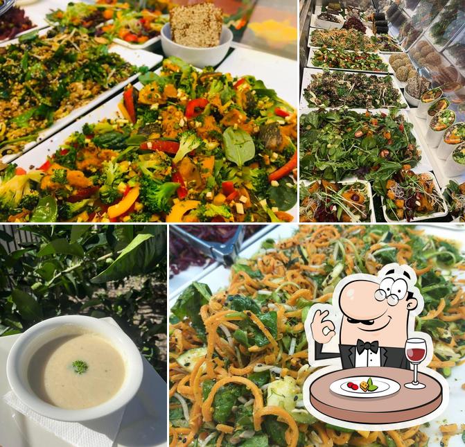 Snoogies, Main Arcade, 82 Grafton St in Cairns - Restaurant menu and ...