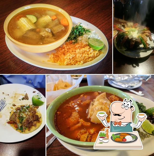 Dos Compadres Restaurant & Cantina in Modesto - Restaurant menu and reviews