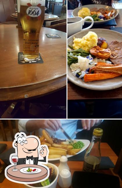 White Gate, Mirfield - Restaurant menu, prices and reviews