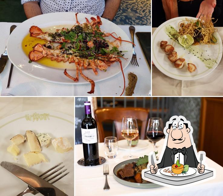 La Mascotte Montmartre pub & bar, Paris, 52 Rue des Abbesses ...