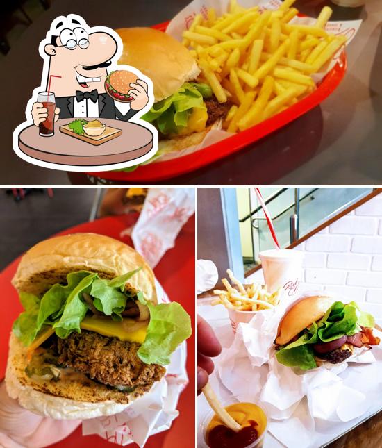 Ruby Chews Burgers & Shakes in North Ipswich - Restaurant menu and reviews