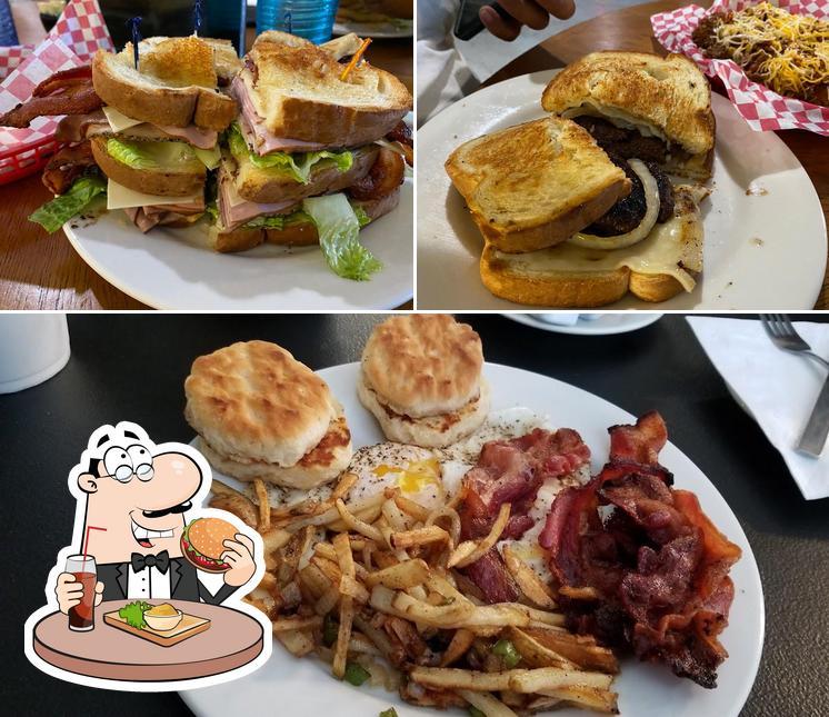 The Biscuit Barn in Sinton - Restaurant reviews