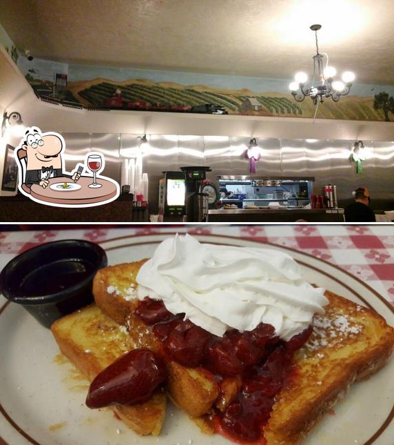 The Train Depot, 3045 E Ashlan Ave in Fresno - Restaurant menu and reviews