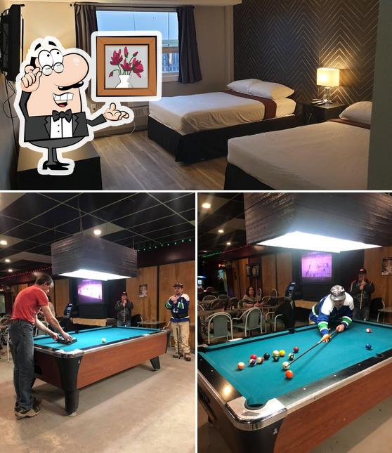 New Frontier! Bar Restaurant &Hotel in Coronation - Restaurant reviews