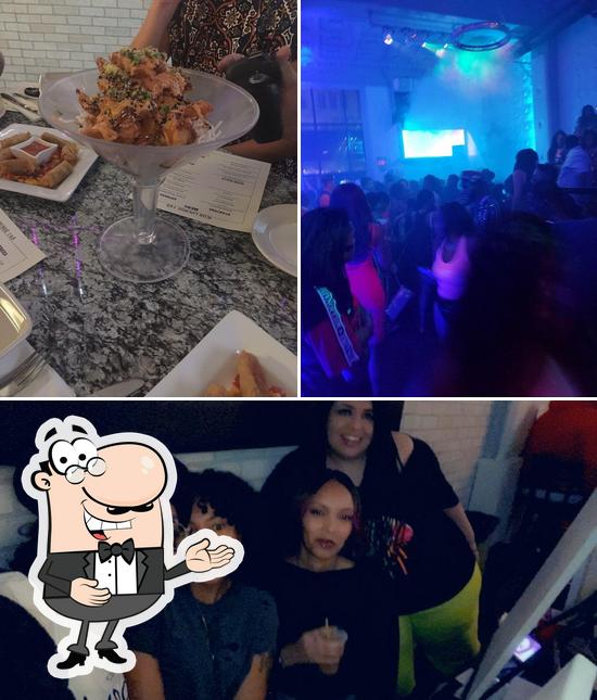 ICON Lounge in Indianapolis - Restaurant menu and reviews
