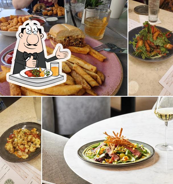 Top 20 restaurants for lunch in Phoenix, october 2025 - Restaurant Guru