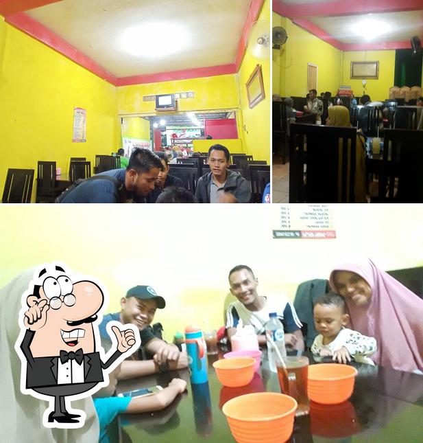 Warung LUMAYAN (Cak IPUL) restaurant, Timika - Restaurant reviews
