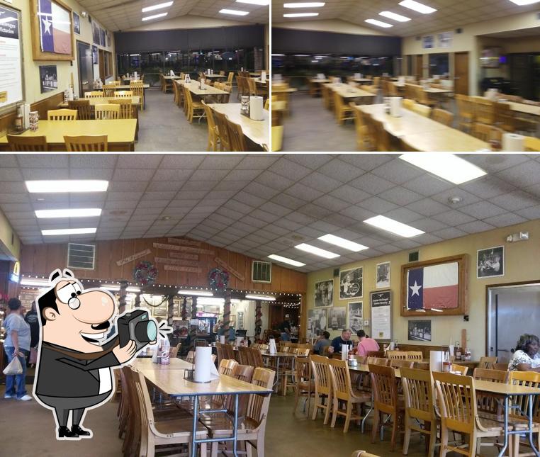 Southside Market & Barbeque, 1212 US-290 in Elgin - Restaurant menu and ...