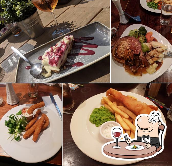 Top 3 restaurants with risotto in West Parley, february 2026 ...