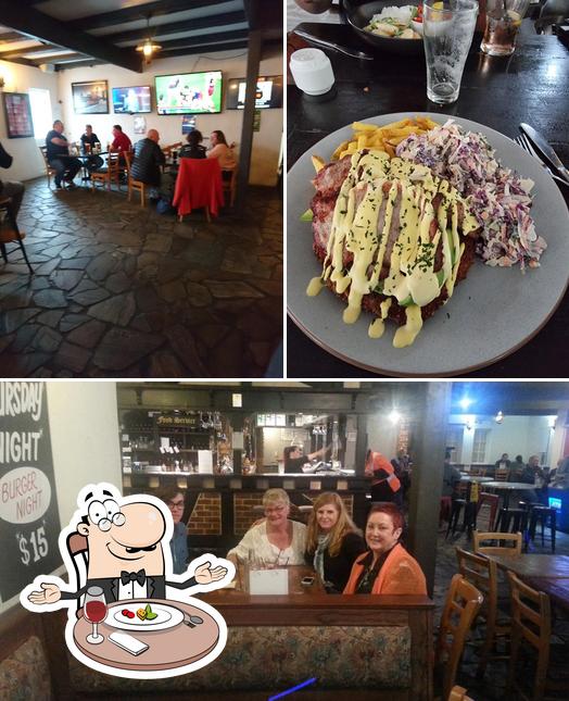Warnbro Tavern in Warnbro - Restaurant menu and reviews