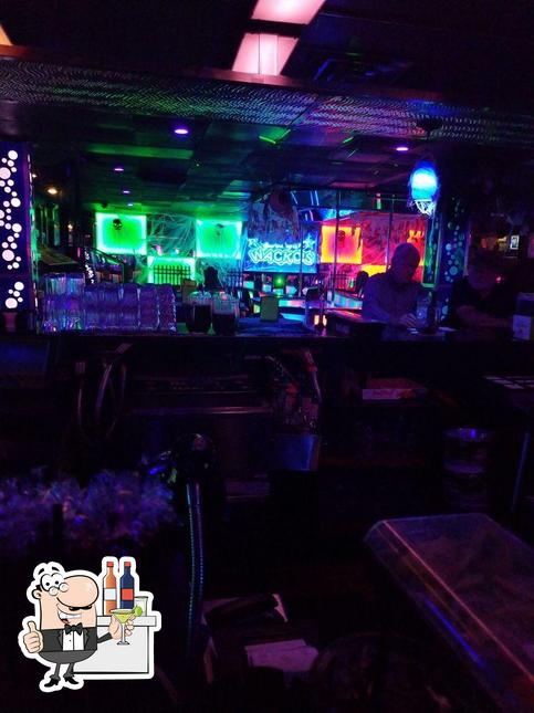 Wacko's Bar & Grill, Jacksonville - Restaurant menu, prices and reviews