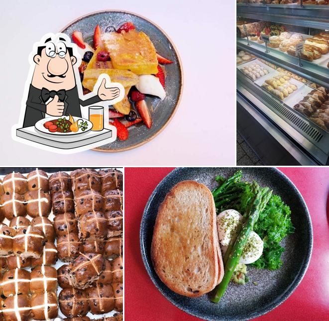 O'Heas Bakery, Deli & Foodstore in Coburg - Restaurant menu and reviews