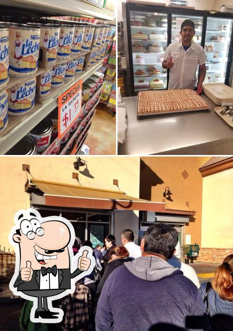 Amapola Deli & Market in Paramount - Restaurant menu and reviews