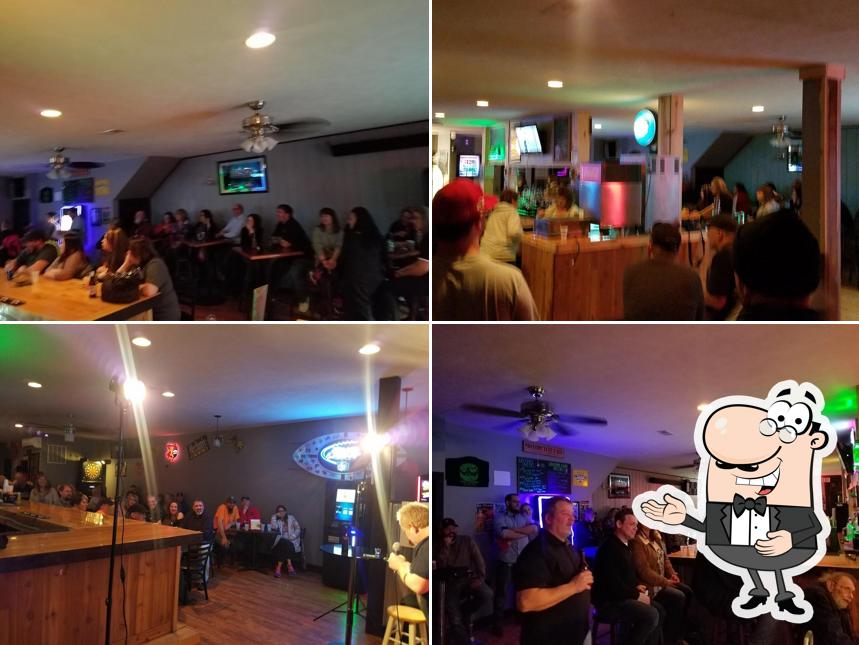 Whiskey Throttle Bar in Taylor Springs - Restaurant reviews