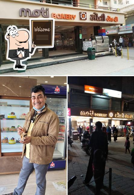 Moti bakery, Ahmedabad, Shop no - Restaurant reviews
