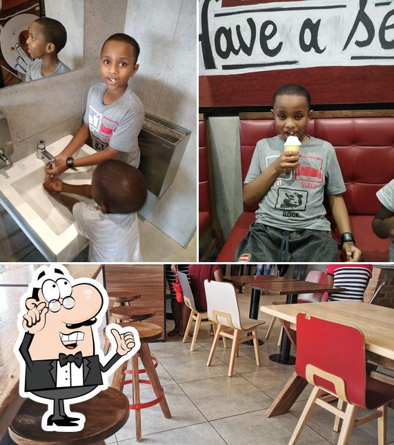 Nass KFC restaurant, Tonga - Restaurant reviews