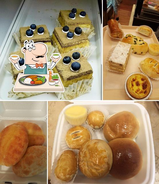 Mei Wa Bakery, 18230 E Valley Hwy in Kent - Restaurant menu and reviews