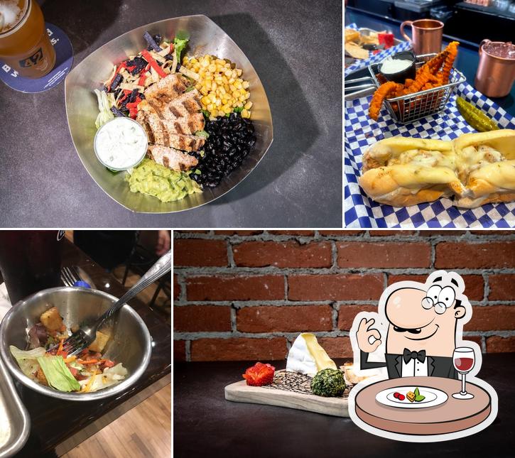 Blue 42 Sports Grille & Bar in Dickinson - Restaurant menu and reviews