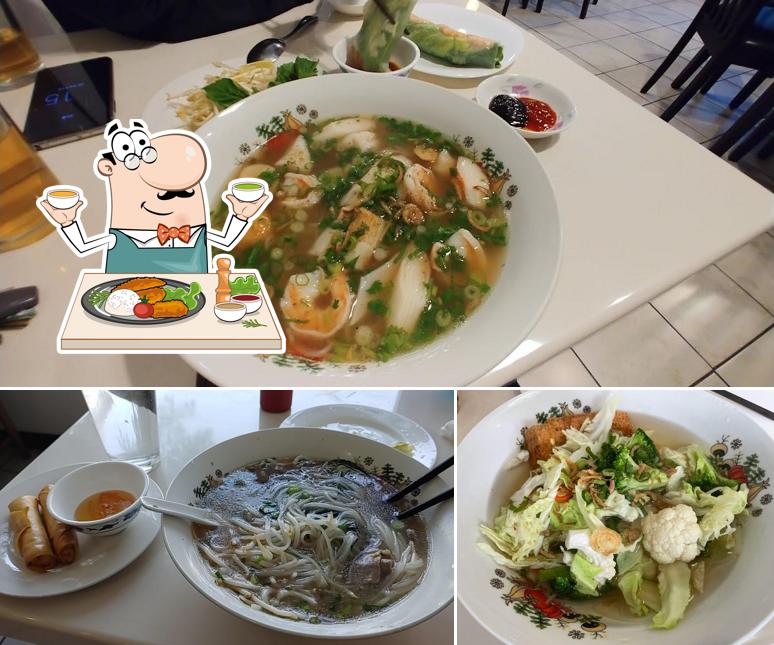 Pho Win Vietnamese Restaurant, 2138 E Hastings St in Vancouver ...