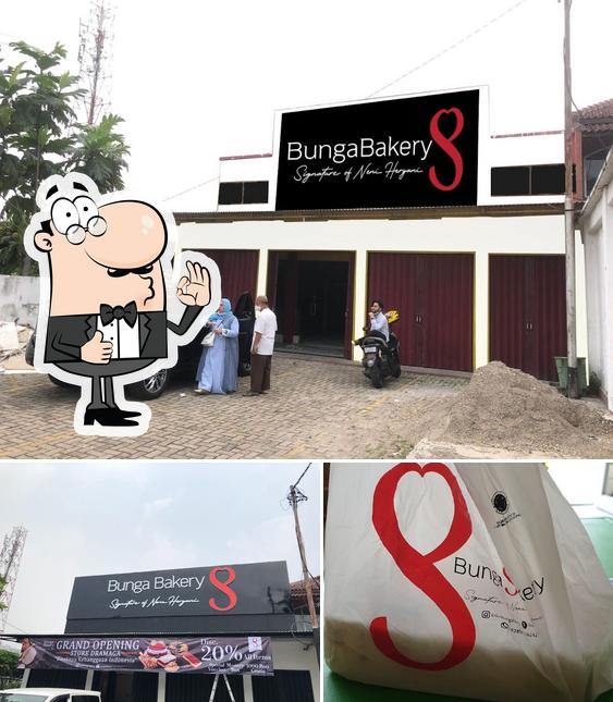Bunga Bakery Dramaga, Indonesia - Restaurant reviews
