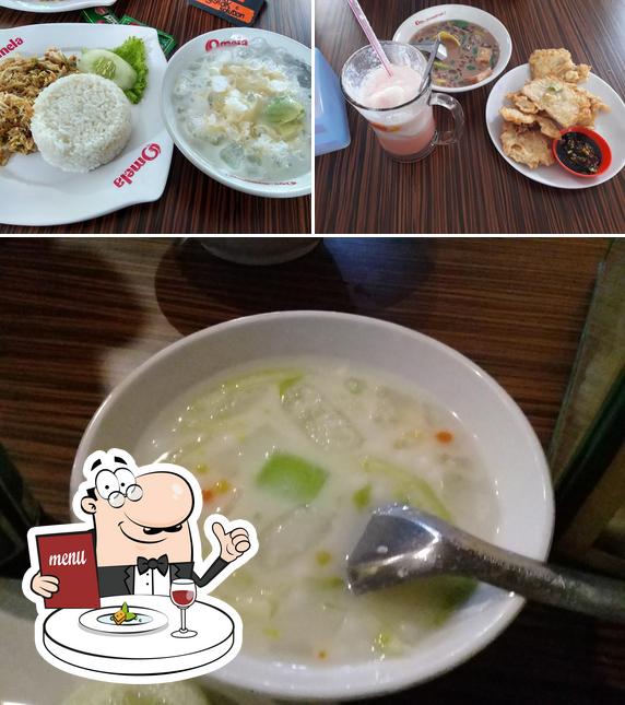 Es lumer ice & food restaurant, Surakarta - Restaurant reviews