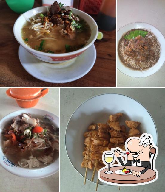 Soto Kerbau dan Pindang Kerbau Mbah Modin restaurant, Semarang ...