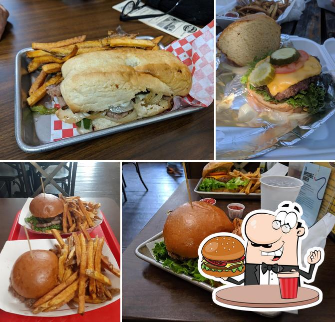 Top 5 restaurants with buffalo burger in Estes Park, november 2025 ...