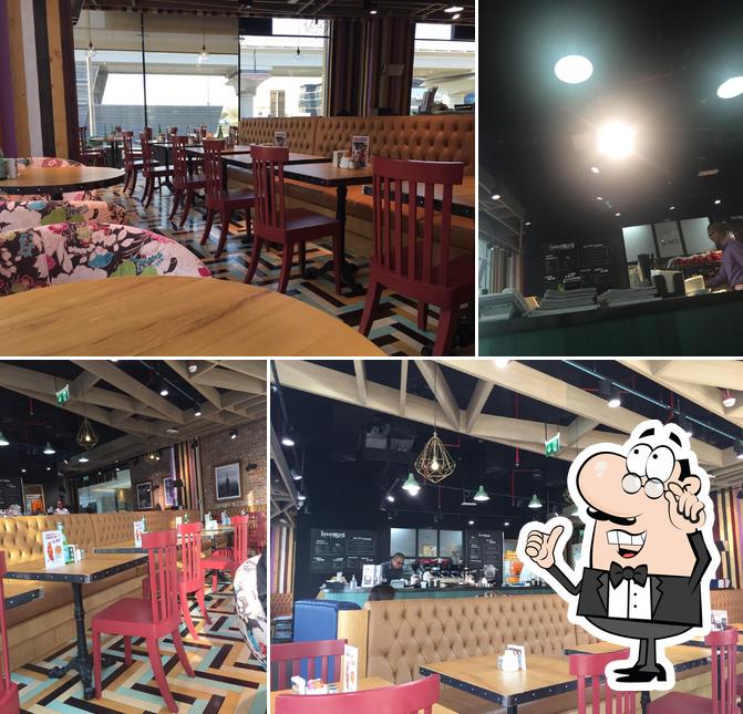 SoHo Cafe, Dubai, Sheikh Zayed Road - Restaurant reviews