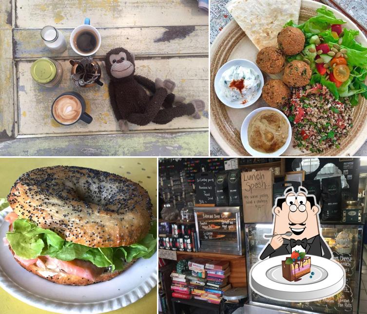 Flying Monkey Cafe in Cairns City - Restaurant reviews