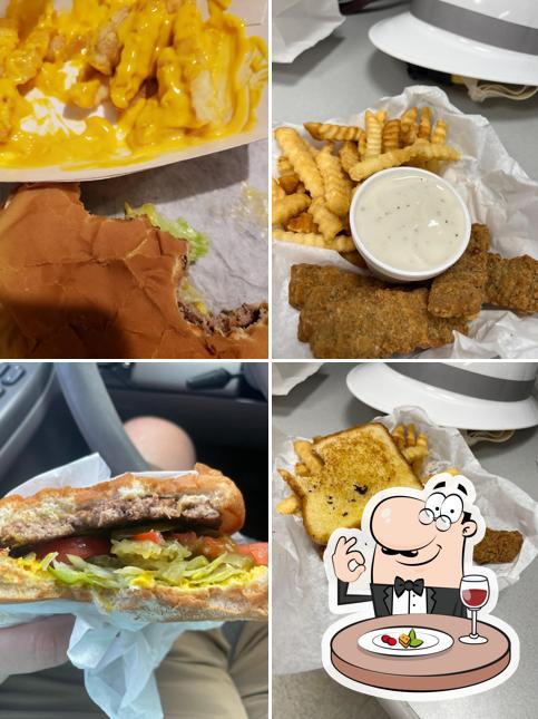 Williams Drive Inn, Hillsboro - Restaurant menu, prices and reviews