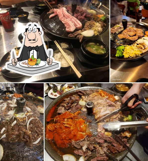 Cast Iron Pot Original in Fairview - Restaurant menu and reviews