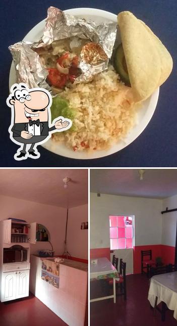 Restaurante Tostadas, Pambazos, Sopes y tacos dorados. "Lolita", Ciudad ...