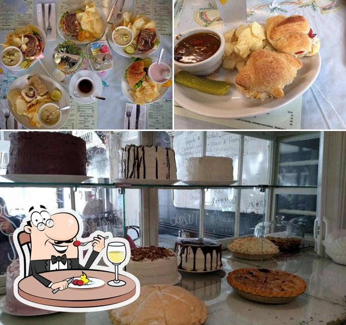 Spring Creek Tea Room in Ozark - Restaurant menu and reviews