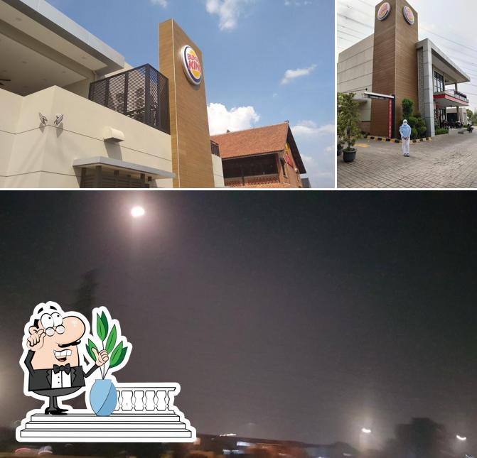 Burger King Grand Kota Bintang, Bekasi - Restaurant menu, prices and ...