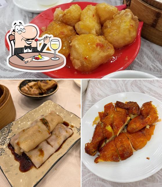 Deluxe Cuisine, Hong Kong - Restaurant menu, prices and reviews