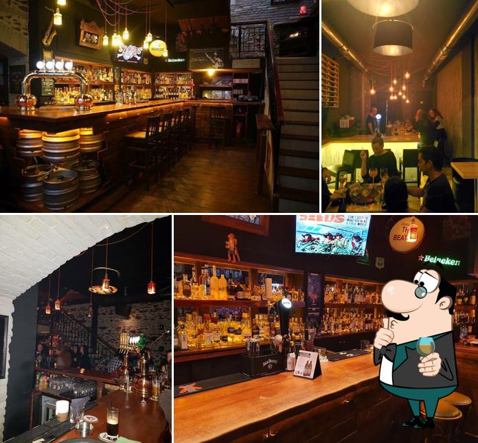 Stones Rock Bar, Thessaloniki - Restaurant reviews