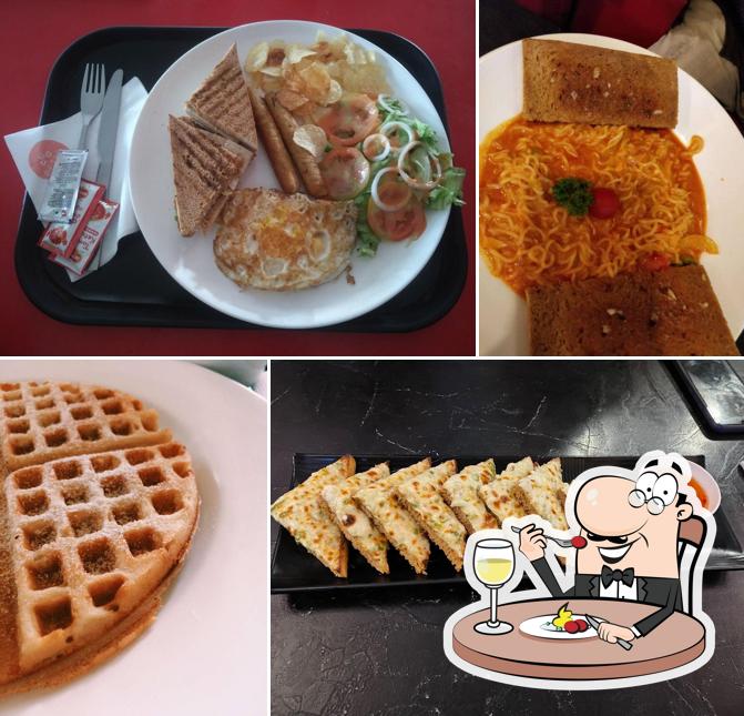 Cafe Peter, Pune, Waman Ganesh Heights - Restaurant menu and reviews