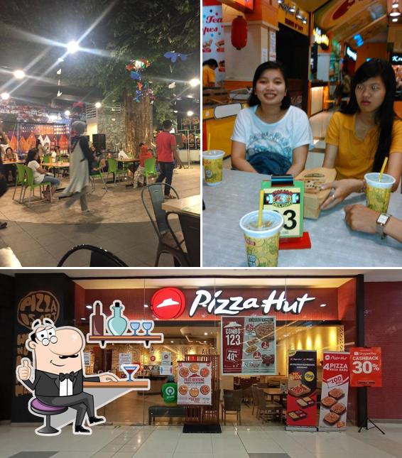 Pizza Hut Restoran - Solo Square restaurant, Surakarta, Solo Square ...