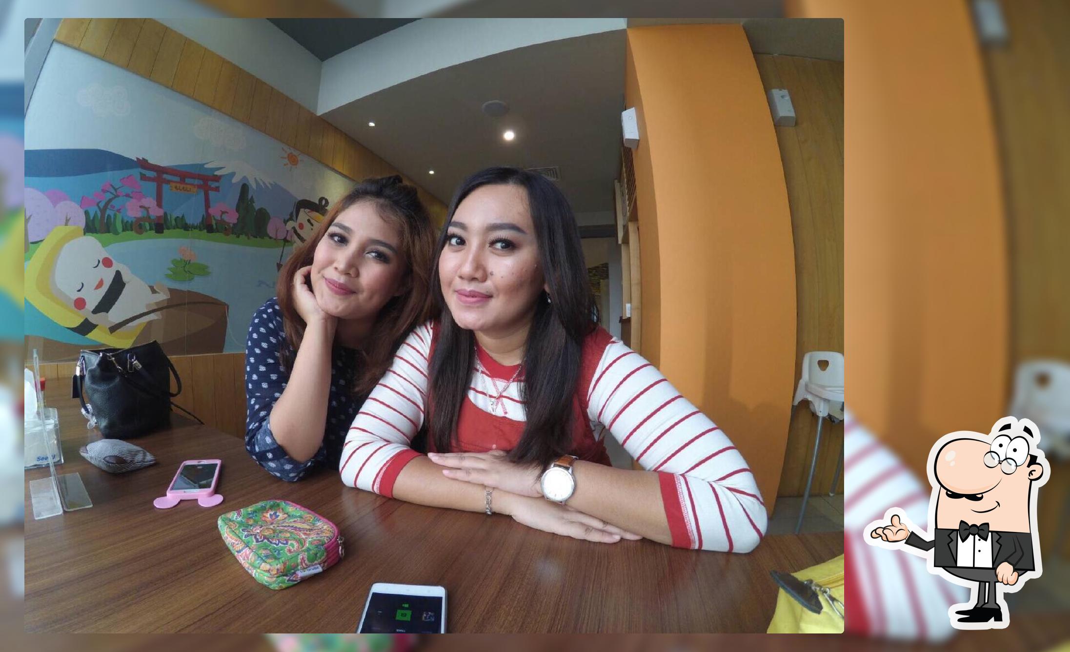 Peco Peco Sushi Marvell City restaurant, Surabaya - Restaurant reviews