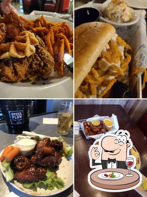 Steel Plow Burger Company, Davenport - Restaurant menu, prices and reviews